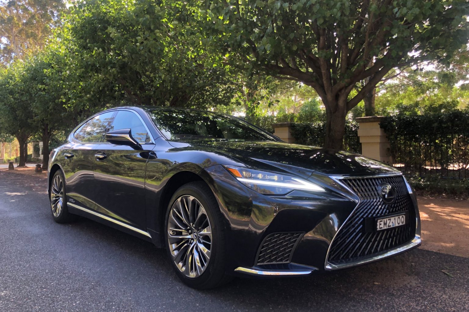 Lexus LS 500 and LS 500h 2023 review - Your Source for EV News & Reviews